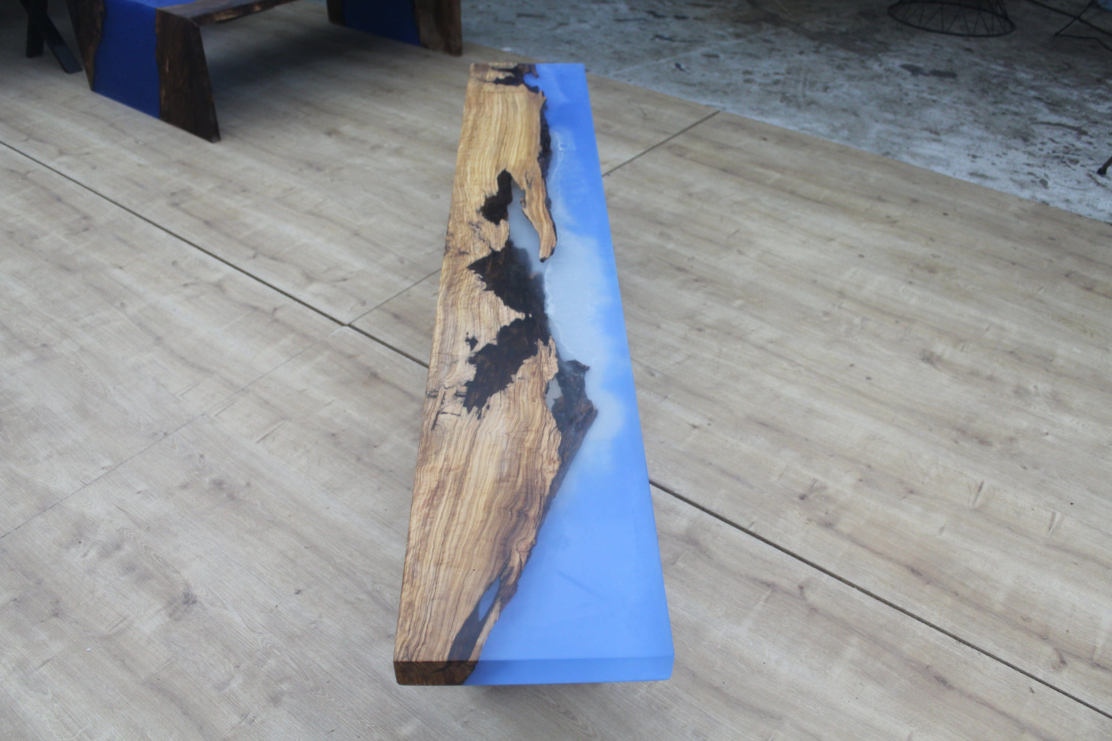 Table mer en résine époxy